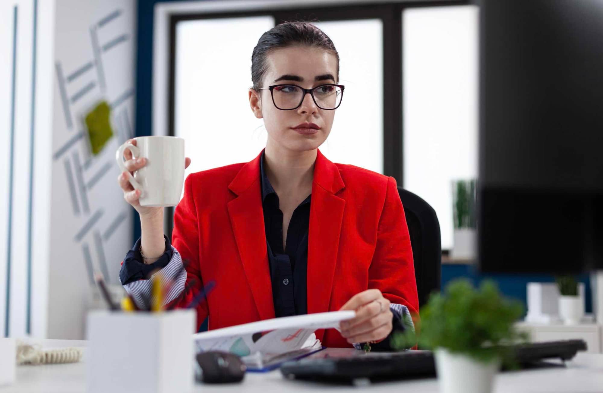 10 Signs of Addiction in the Workplace