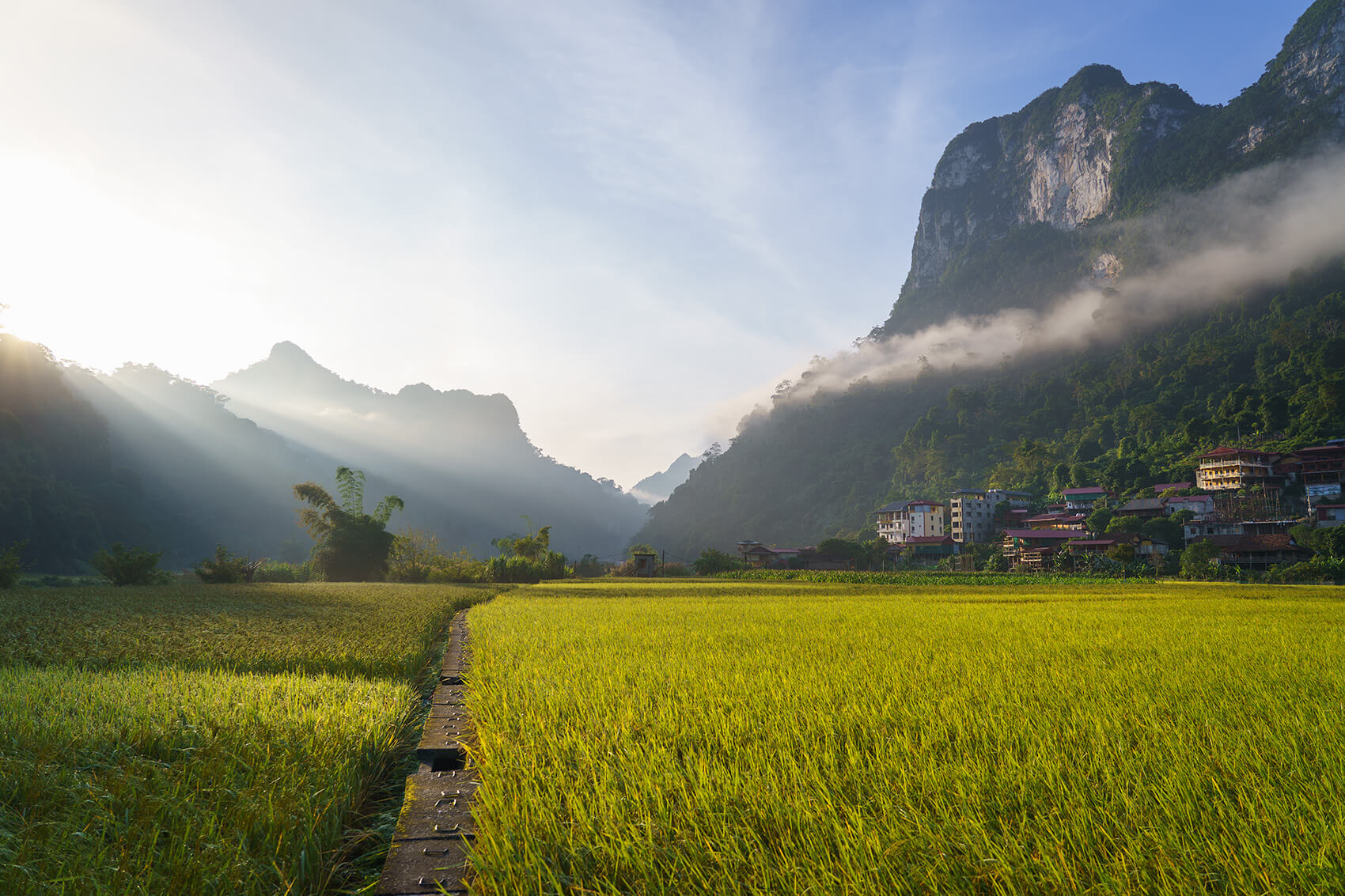 Guide to Visiting Ba Be Lake in Northern Vietnam
