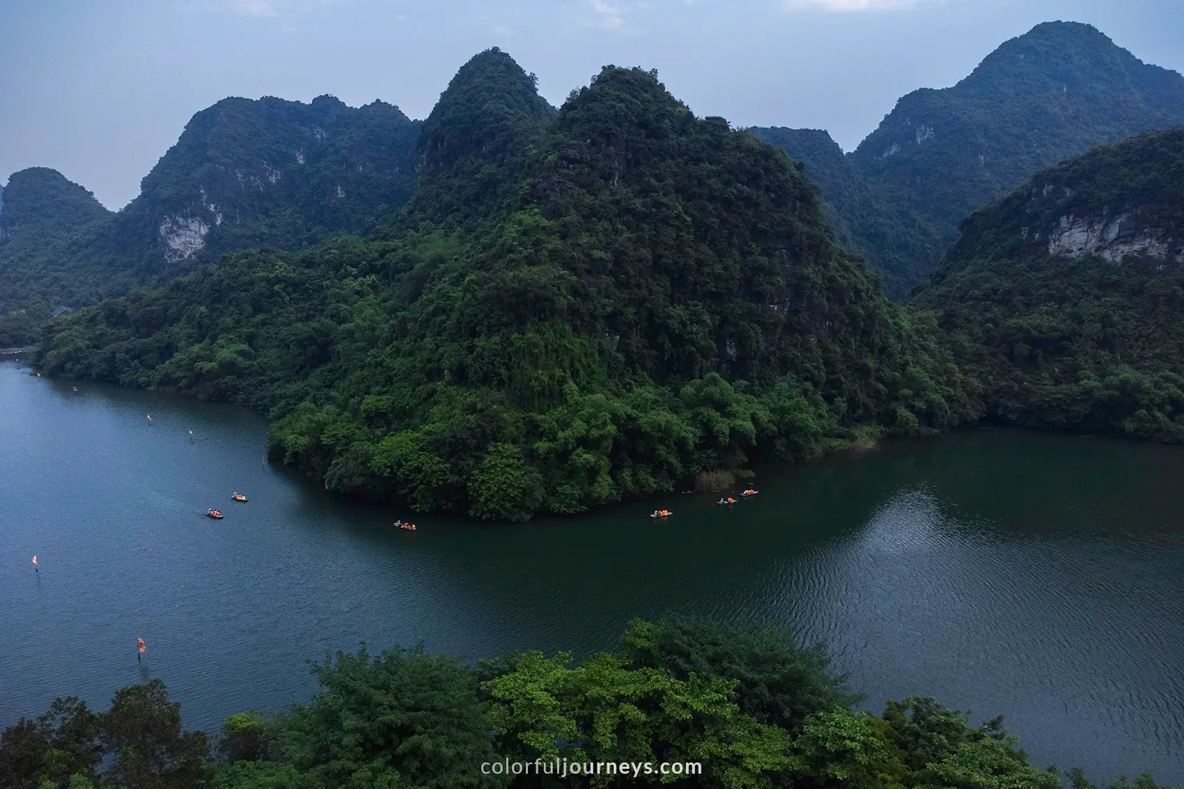 Trang An Boat Tour: Best Route, Prices, & Tips