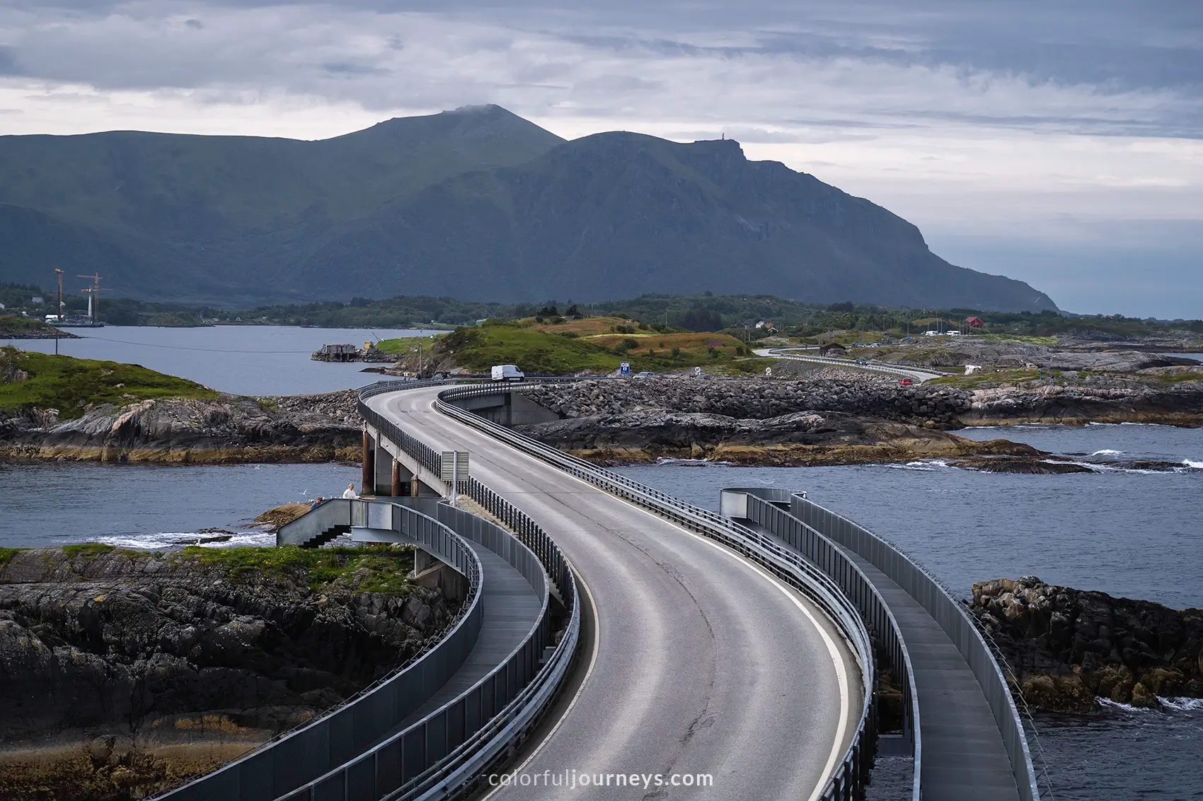 Guide to Driving the Atlantic Ocean Road in Norway