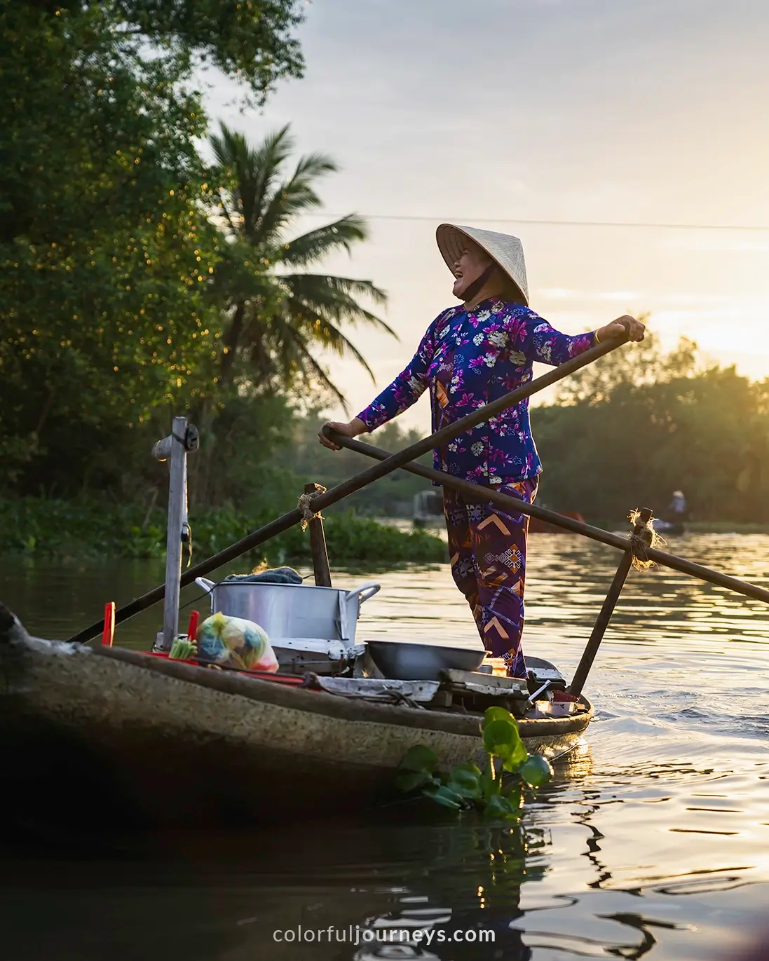Visit the Authentic Phong Dien Floating Market in Can Tho