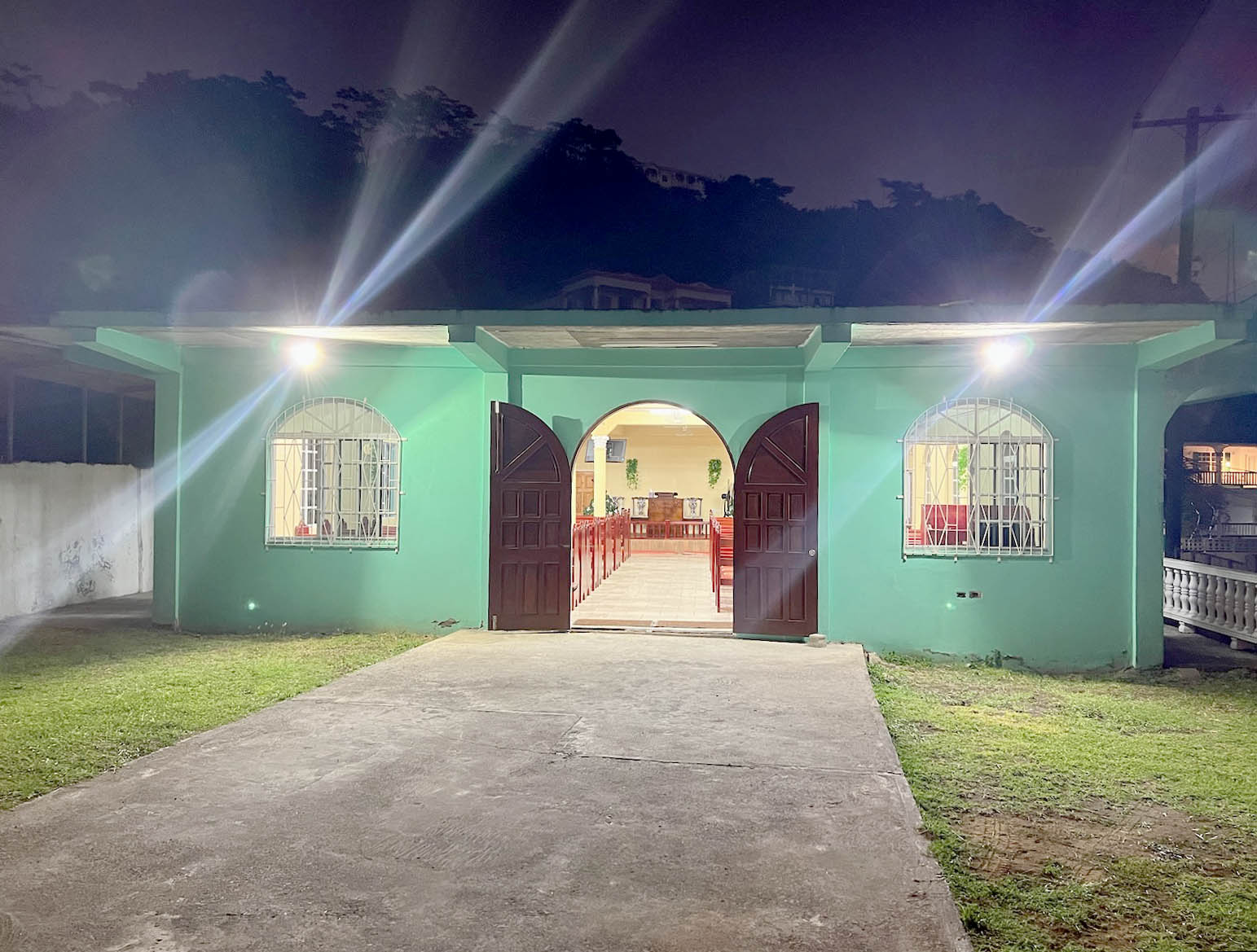 St. Vincent Services Marked by Prayer | St. Vincent and the Grenadines