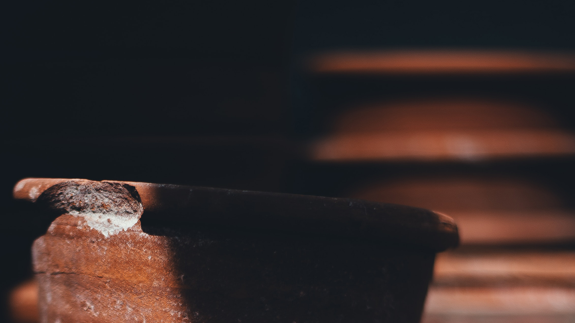 Heavenly Treasure in Earthen Vessels