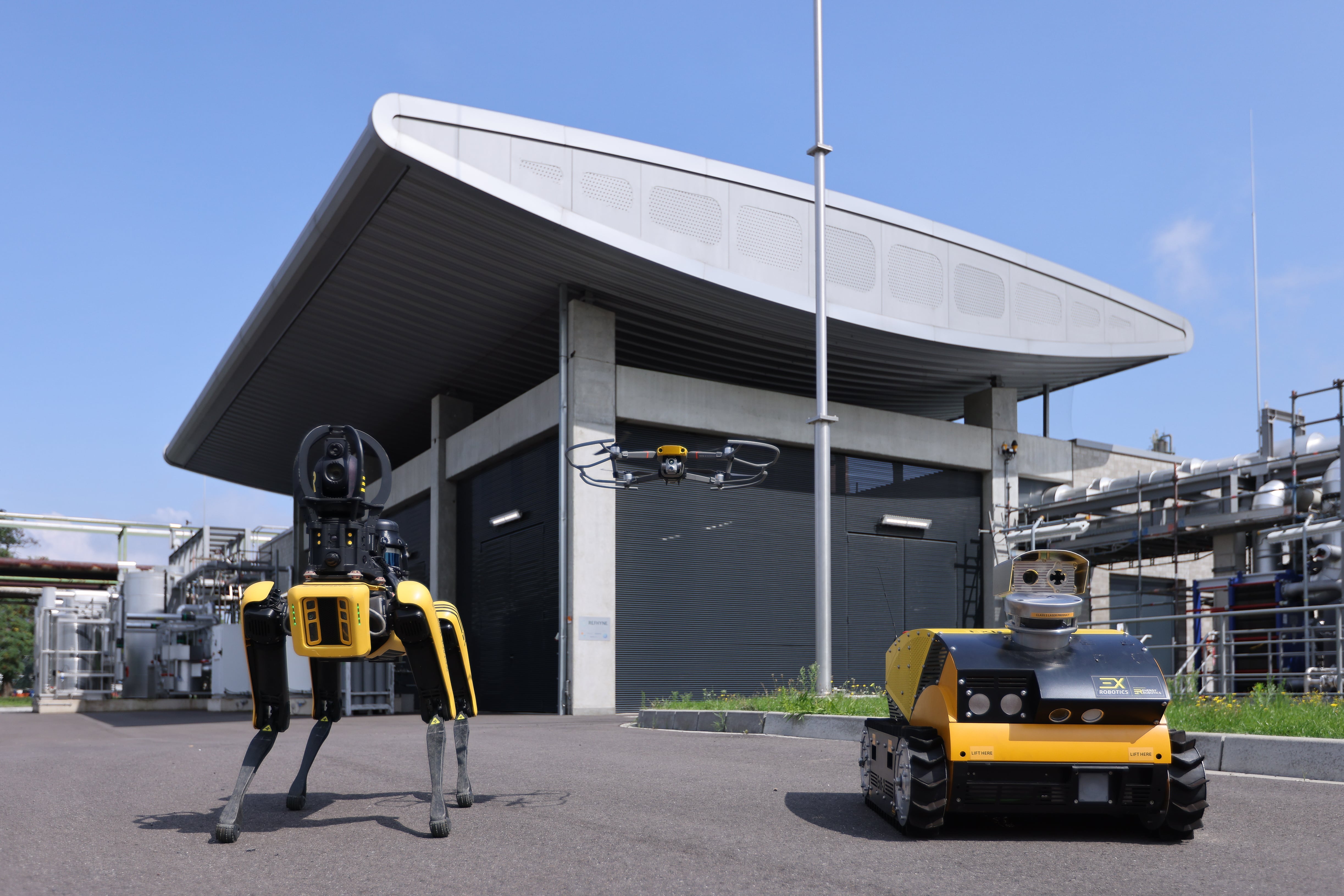 360° automated inspection from the ground and the air at Shell Rheinland