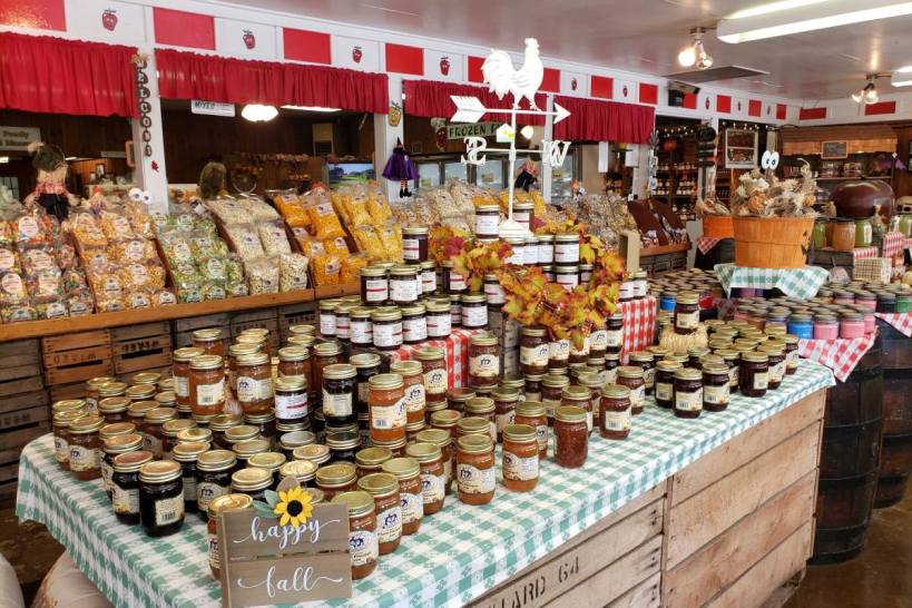 Country Store | Wiard's Country Fair & Orchards | Ypsilanti, Michigan