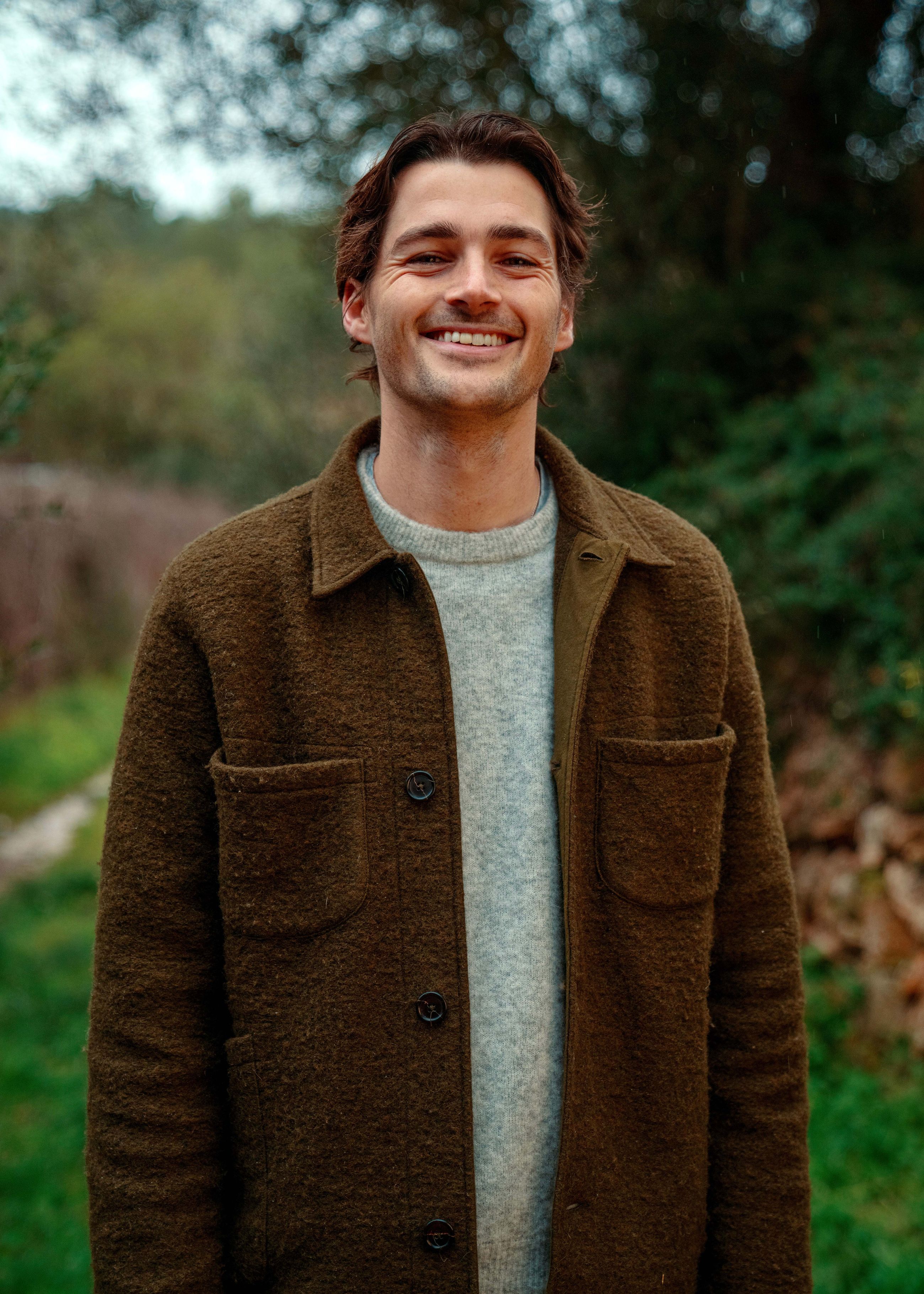 About | Finn Harries