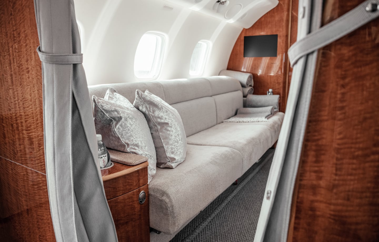 Embraer Legacy 650 · Union Aviation Fleet