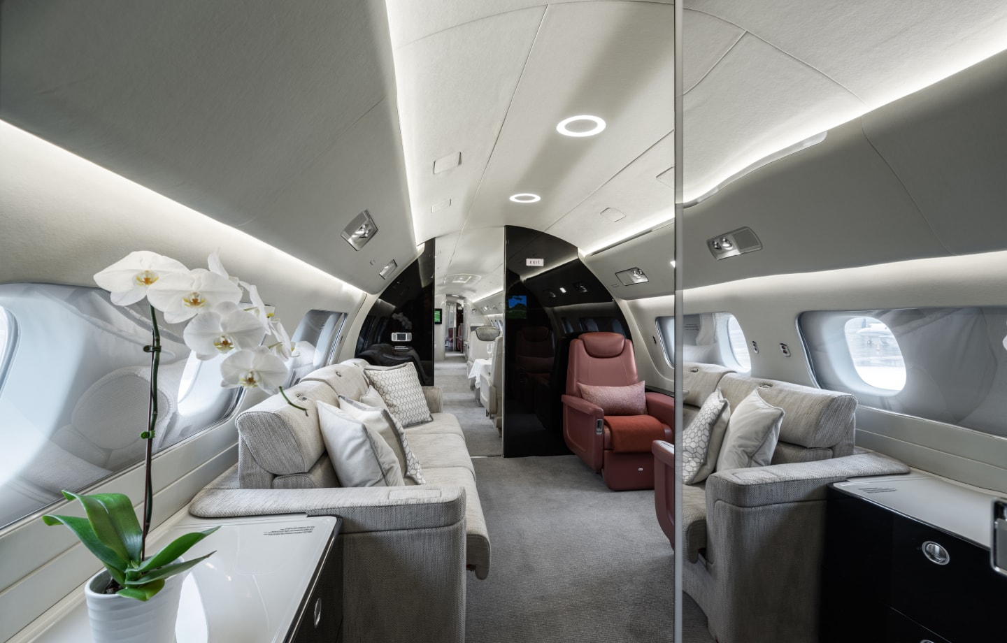 Embraer Lineage 1000 · Union Aviation Fleet