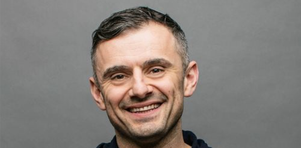 Gary Vee Turns to Texting – Community