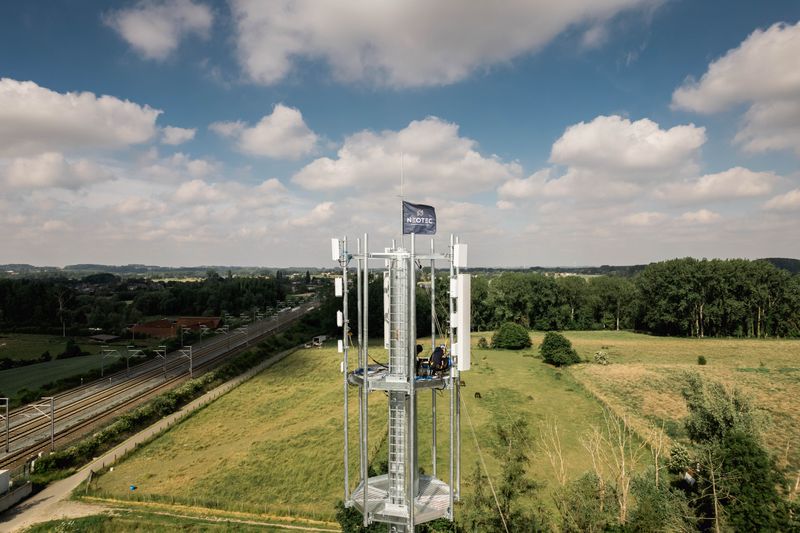 Neotec bv - Strong in Solutions