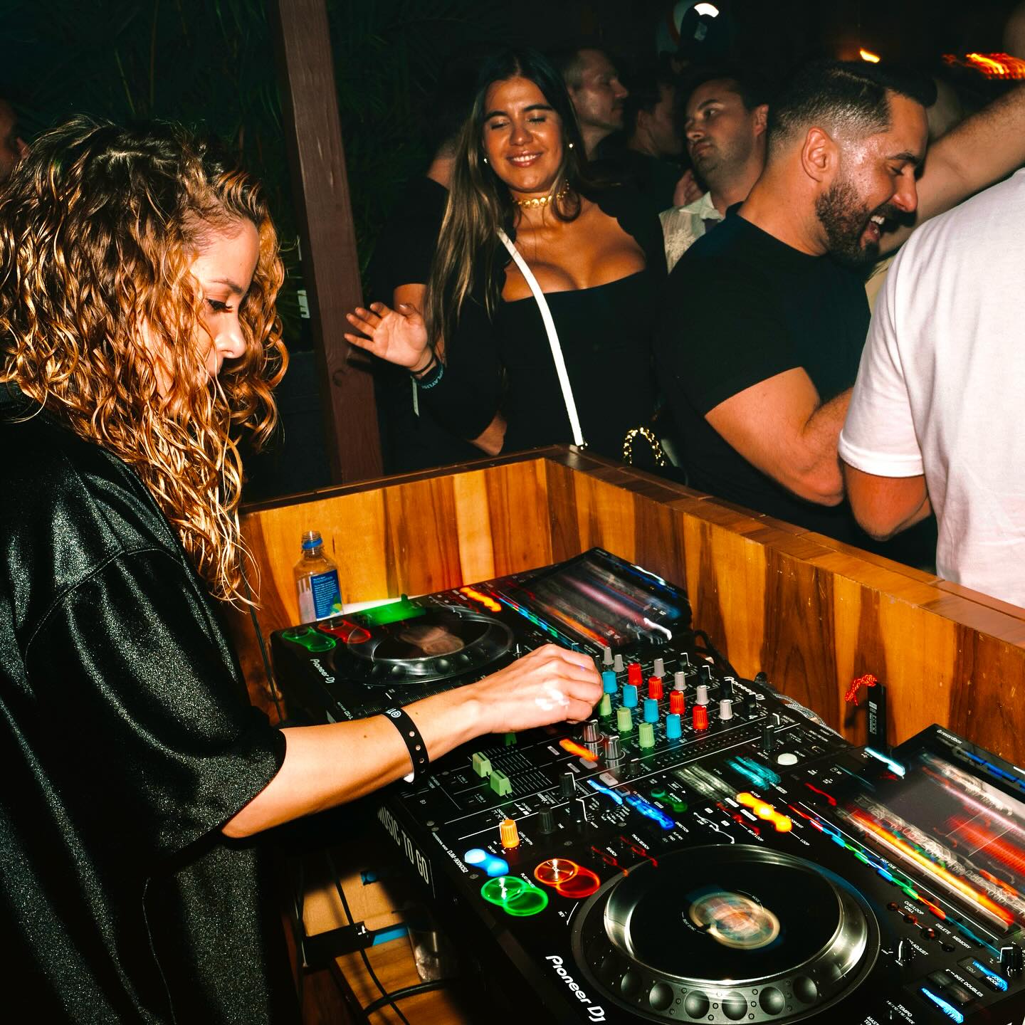 Elevating Luxury Hospitality Through Live Music | St. Royal