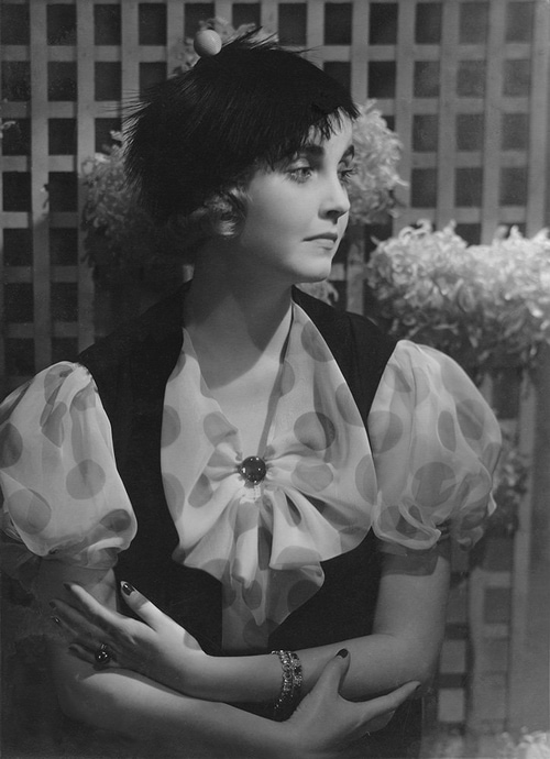 Portraits - works by photographer George Hoyningen-Huene