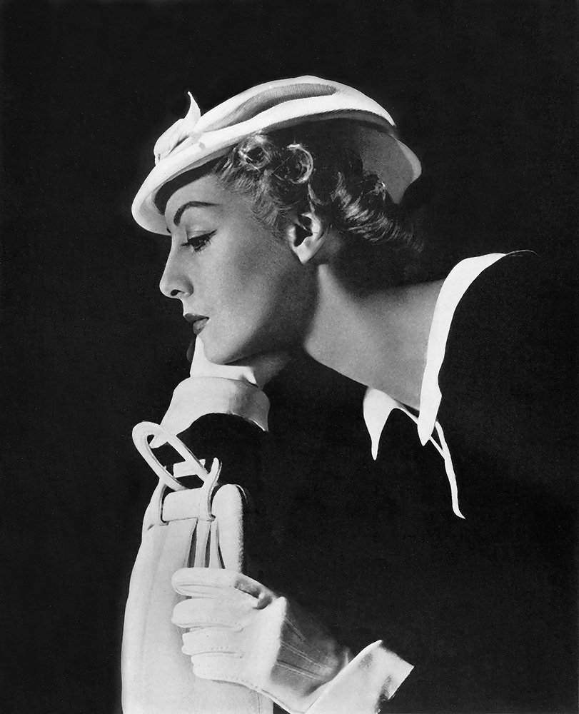 Fashion - works by photographer George Hoyningen-Huene