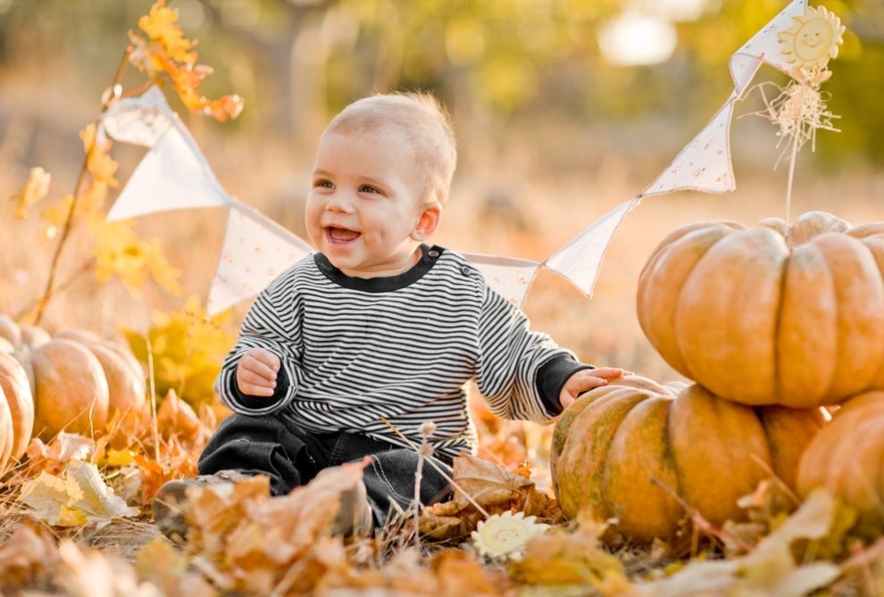 Fall Mini-session set up Ideas | Picsello