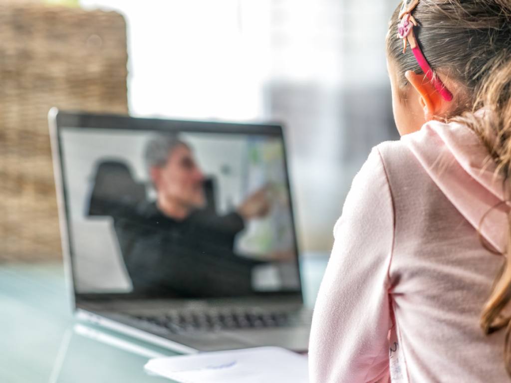 6 dicas para aulas online engajadoras. Confira já! | Árvore