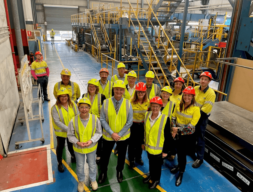 Manufacturing Employee Recognition Programs: 9 Ways To Celebrate And ...