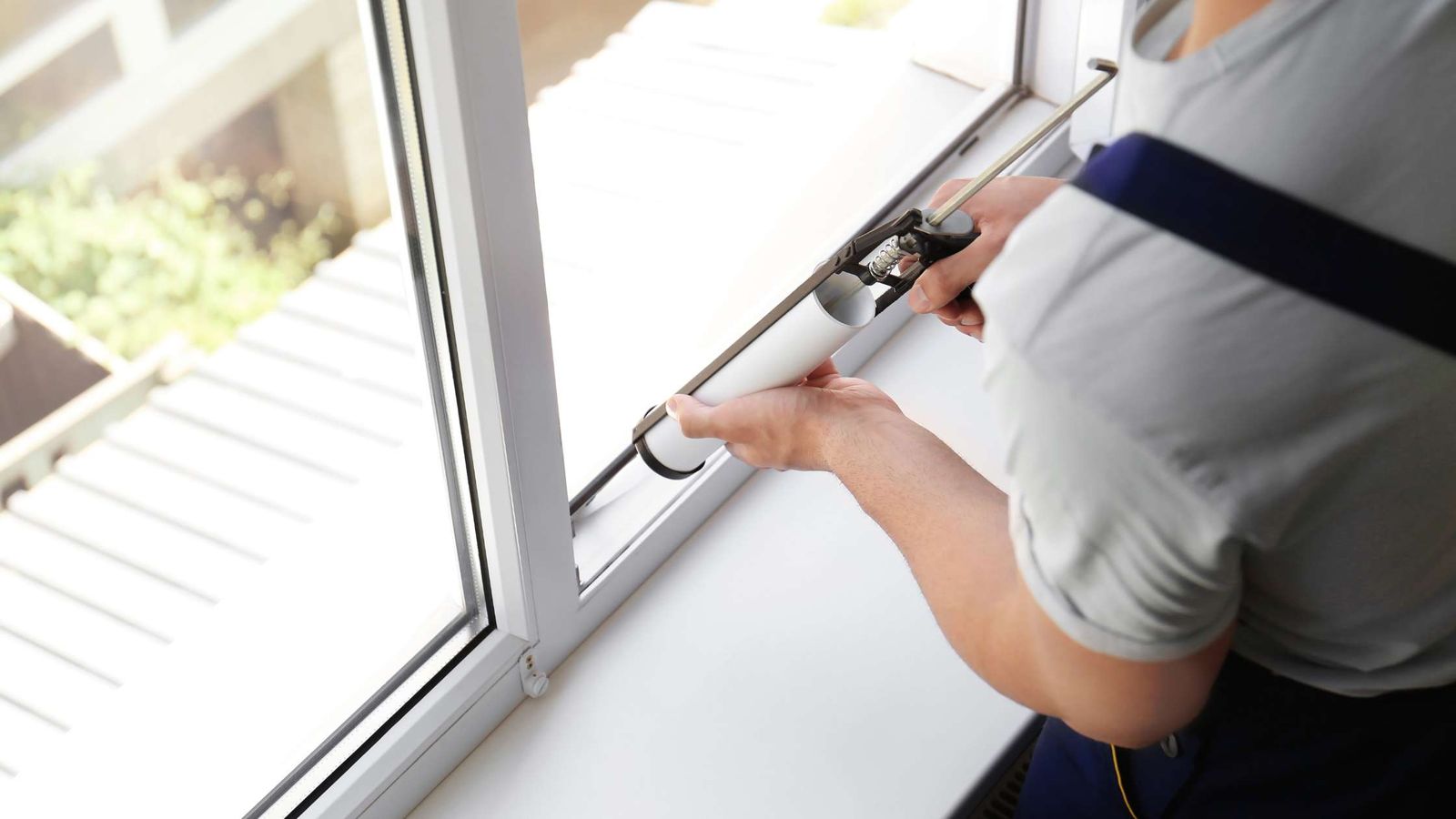 How to Reseal Windows: 2024 Step-by-Step Guide for Beginners