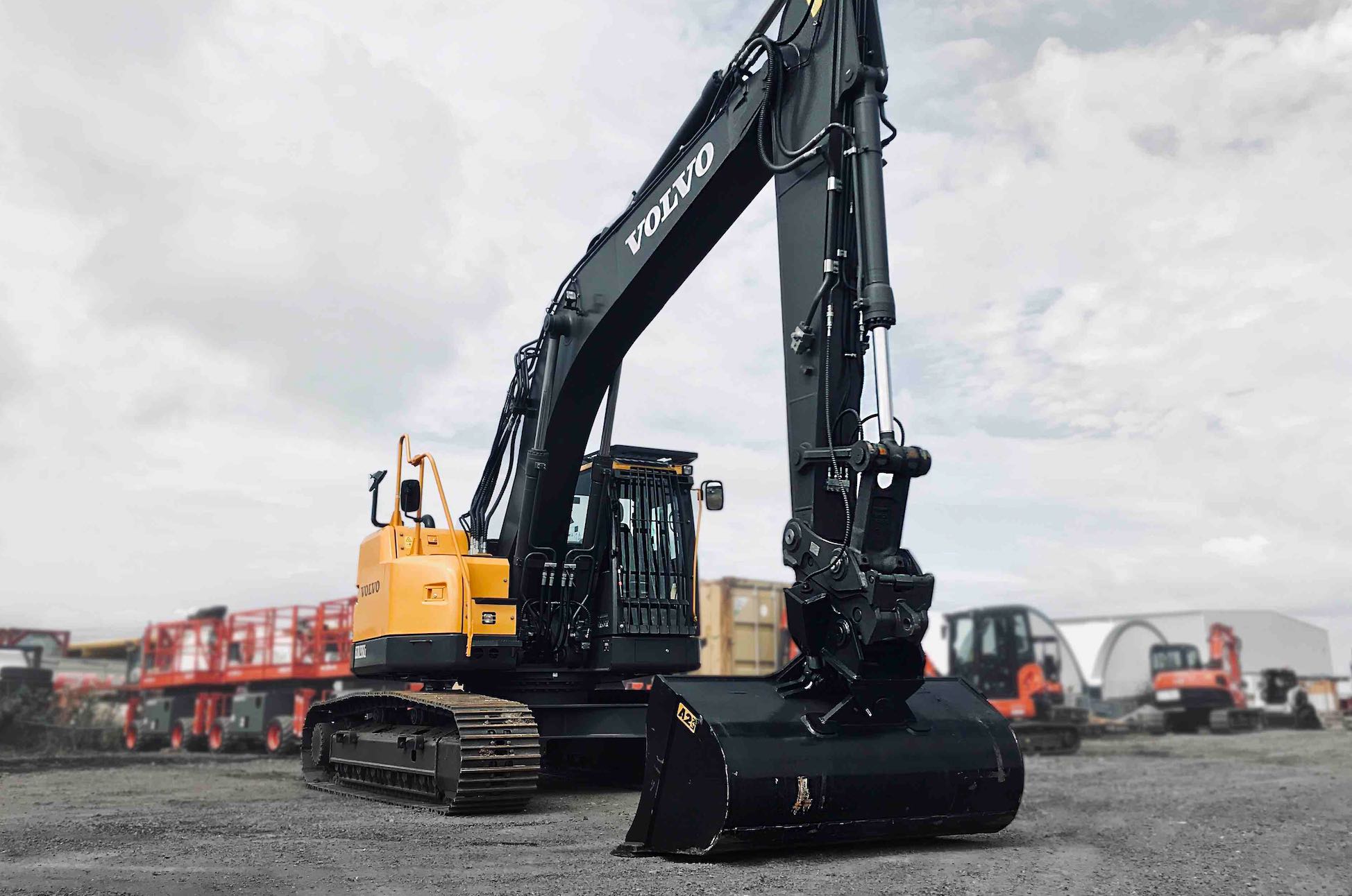 23T Excavator - Reduced Swing Radius Hire | Volvo ECR235CL Digger ...