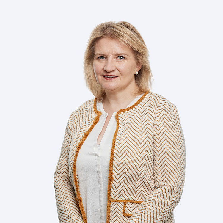 Janina Jablonski | Our People | EMK Capital