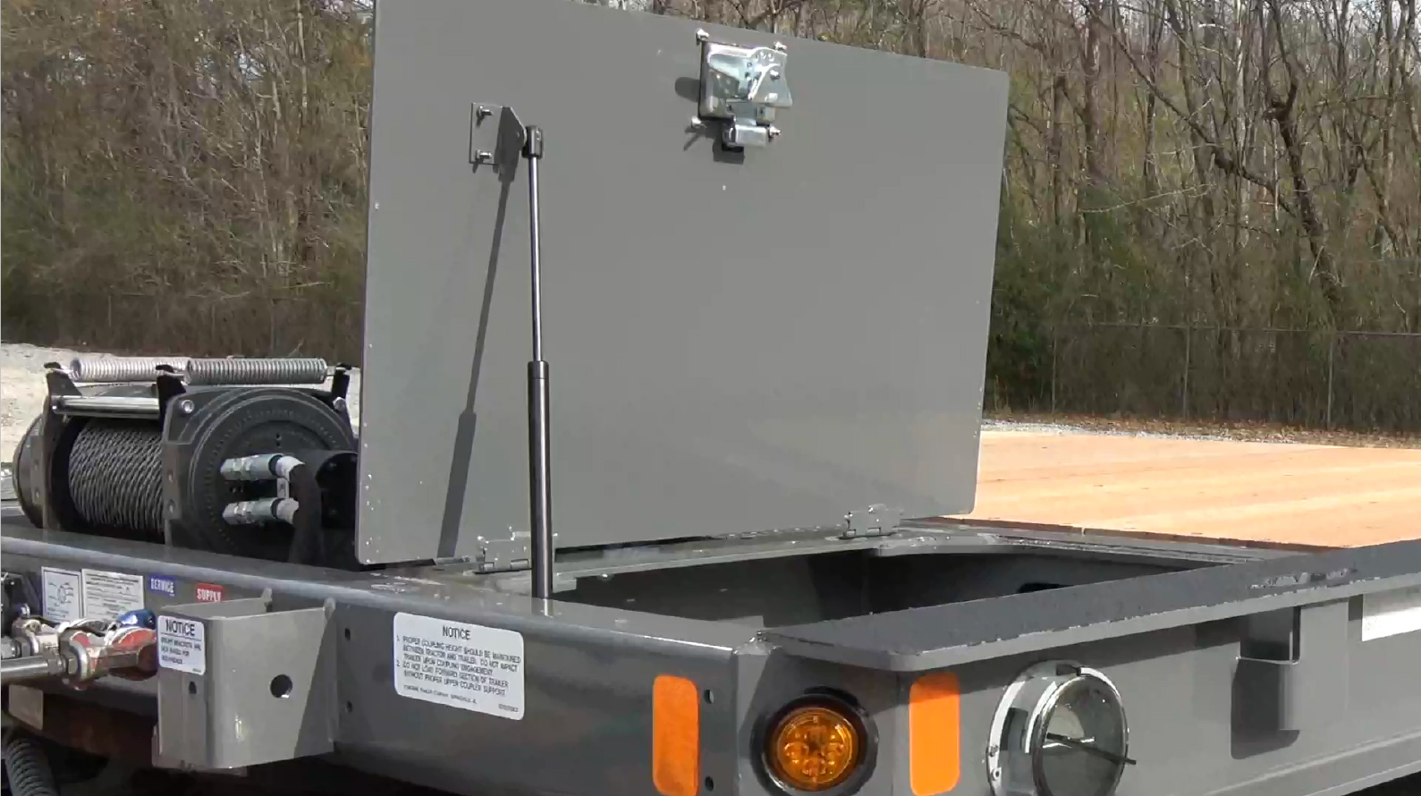 Hydraulic tail Trailers | Fontaine Heavy Haul