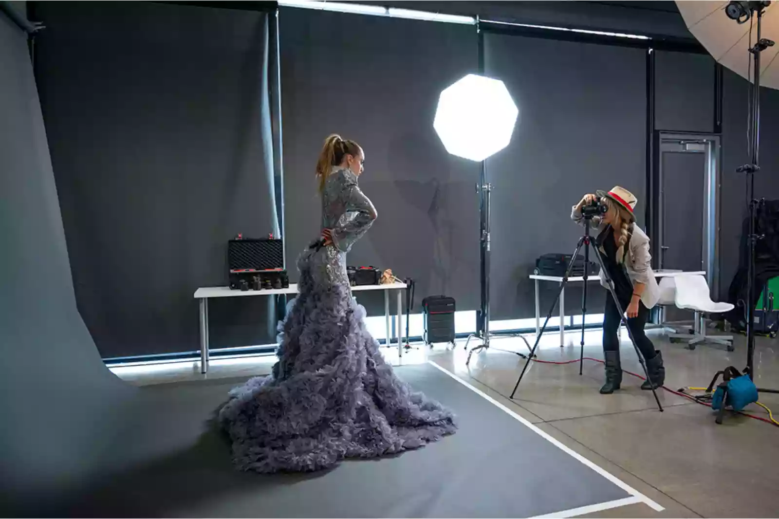 Best Background For Fashion Photography