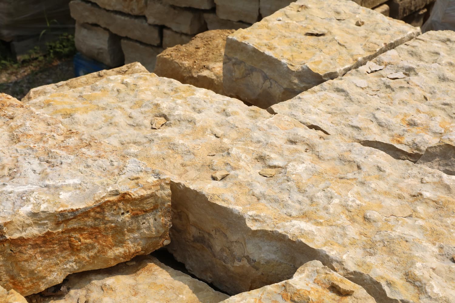 Buff, Blue, Blue Vein 8" | Buff, Blue, Blue Vein 8" Wall Stone | Stone ...