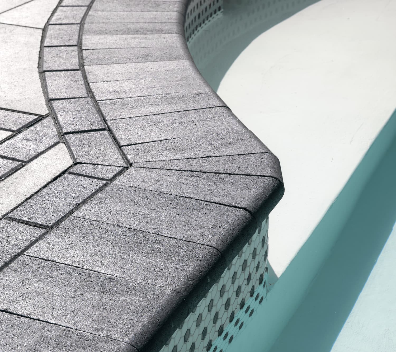 Bullnose Coping, Shale Gray & Onyx Black | Techo Bloc - Bullnose Coping ...