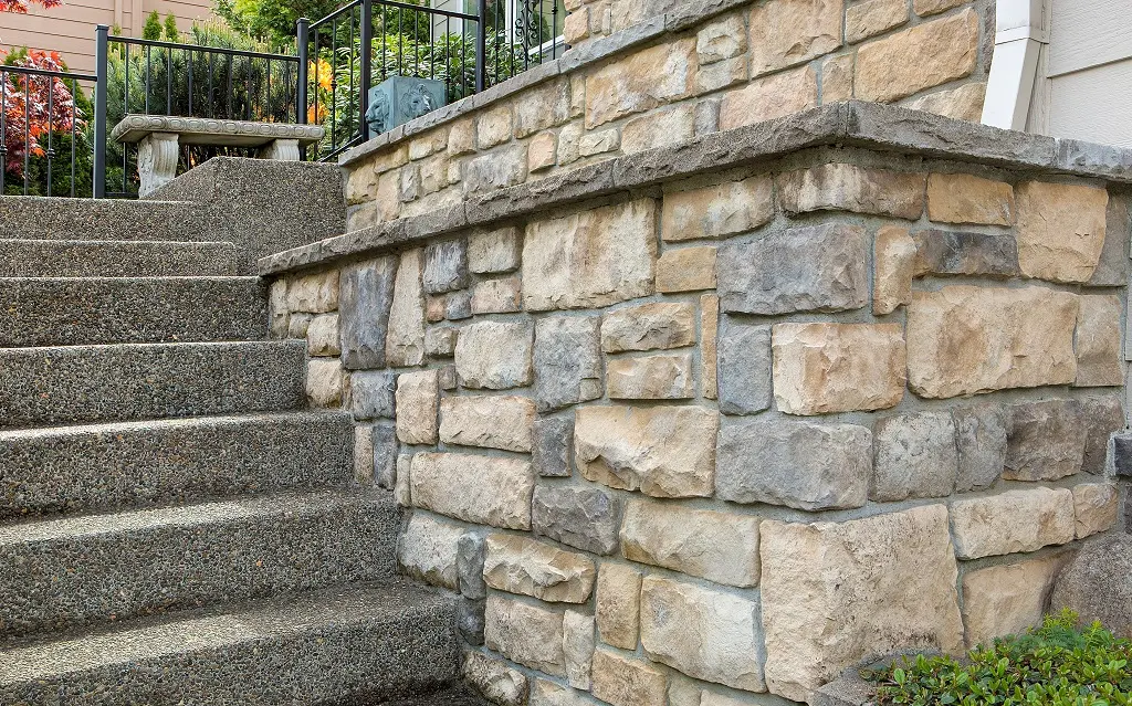 Thin Stone Veneer vs Full Thickness Building Stone Veneer | Stone Center