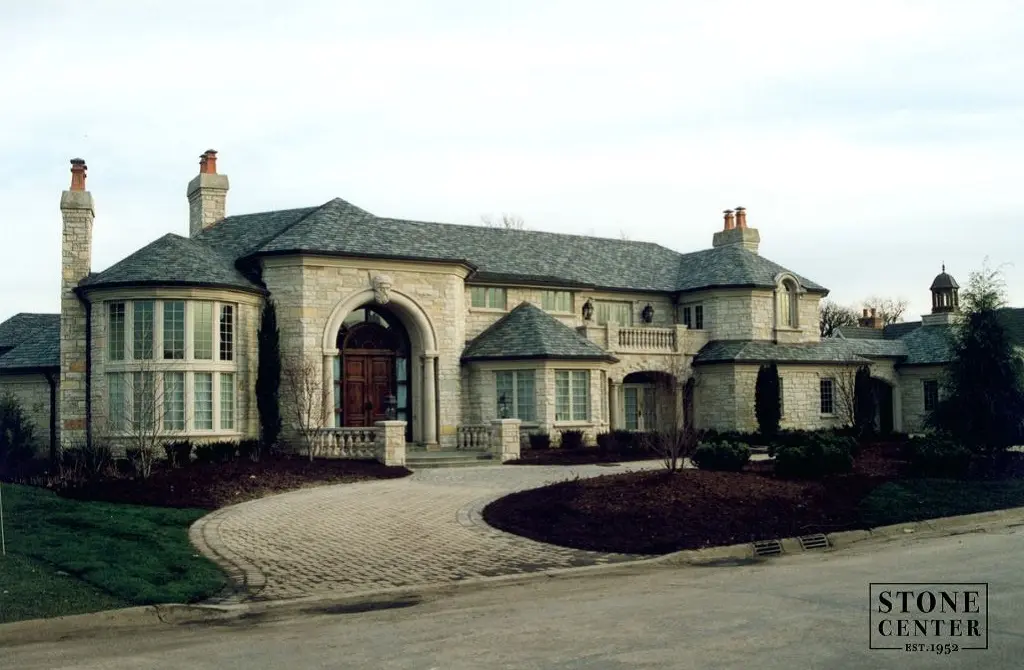 Why Is Limestone Good for Building: Top 10 Reasons | Stone Center