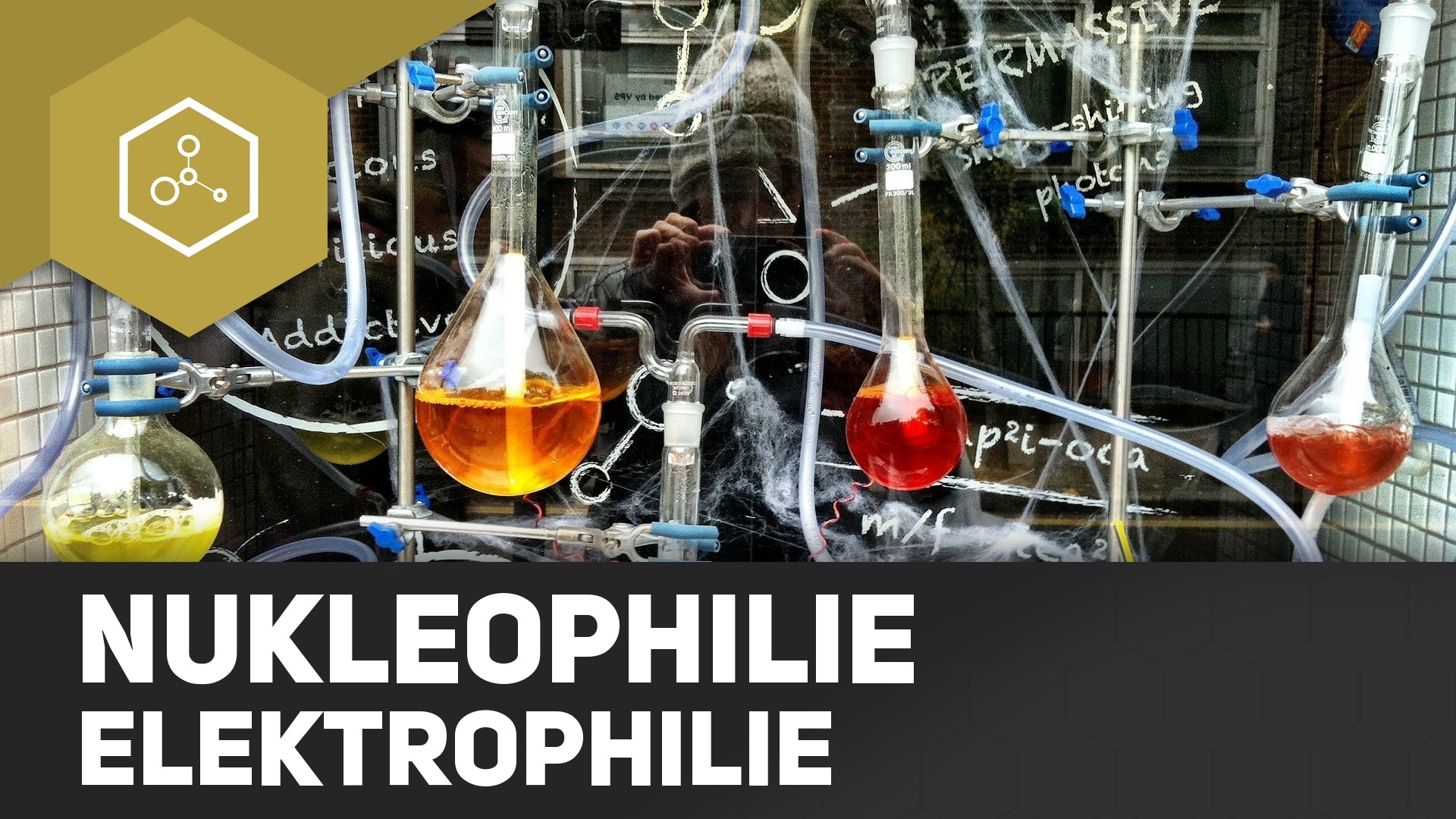 Nukleo- & Elektrophilie einfach erklärt - simpleclub