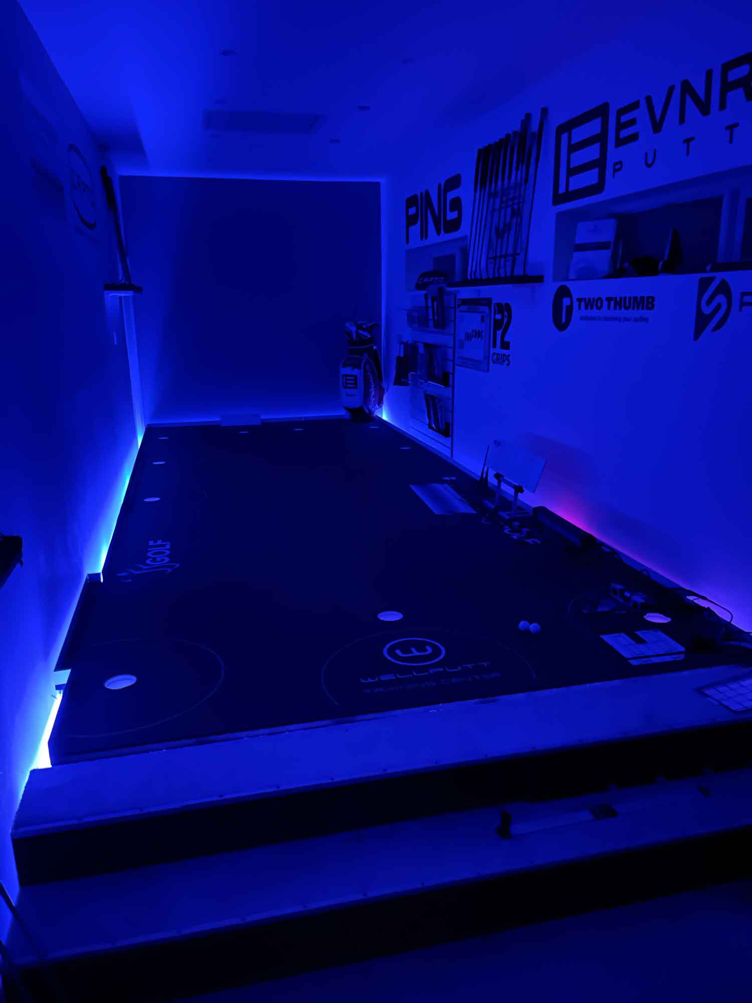 James Jankowski Putting | Studio