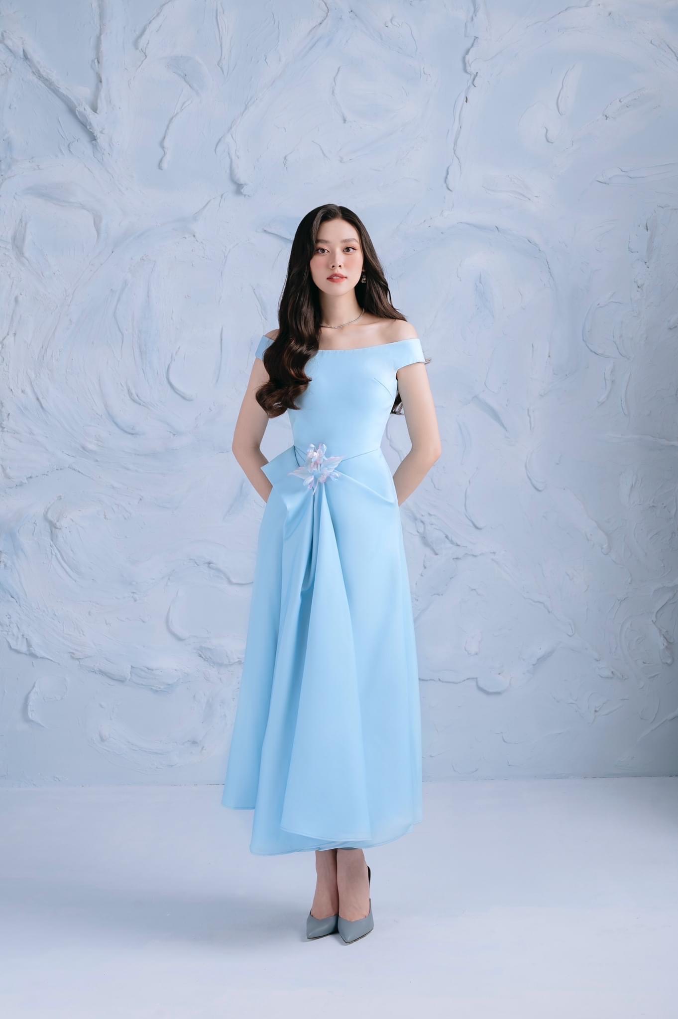 WETTY DRESS | | WHITE PLAN