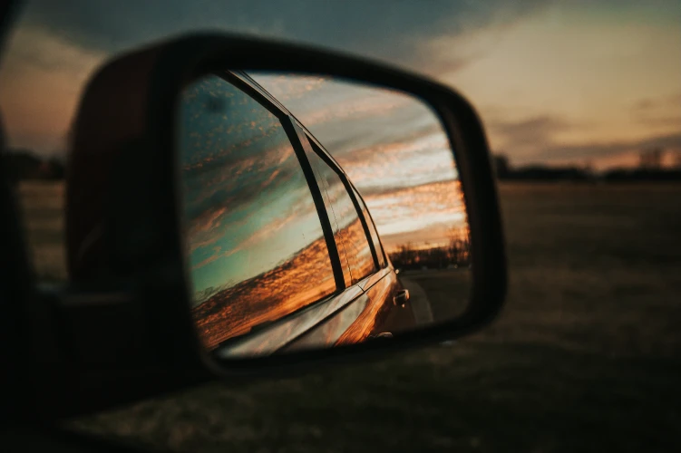 How to Write a Flashback for Your Story: Tips and Tricks | StoryFlint