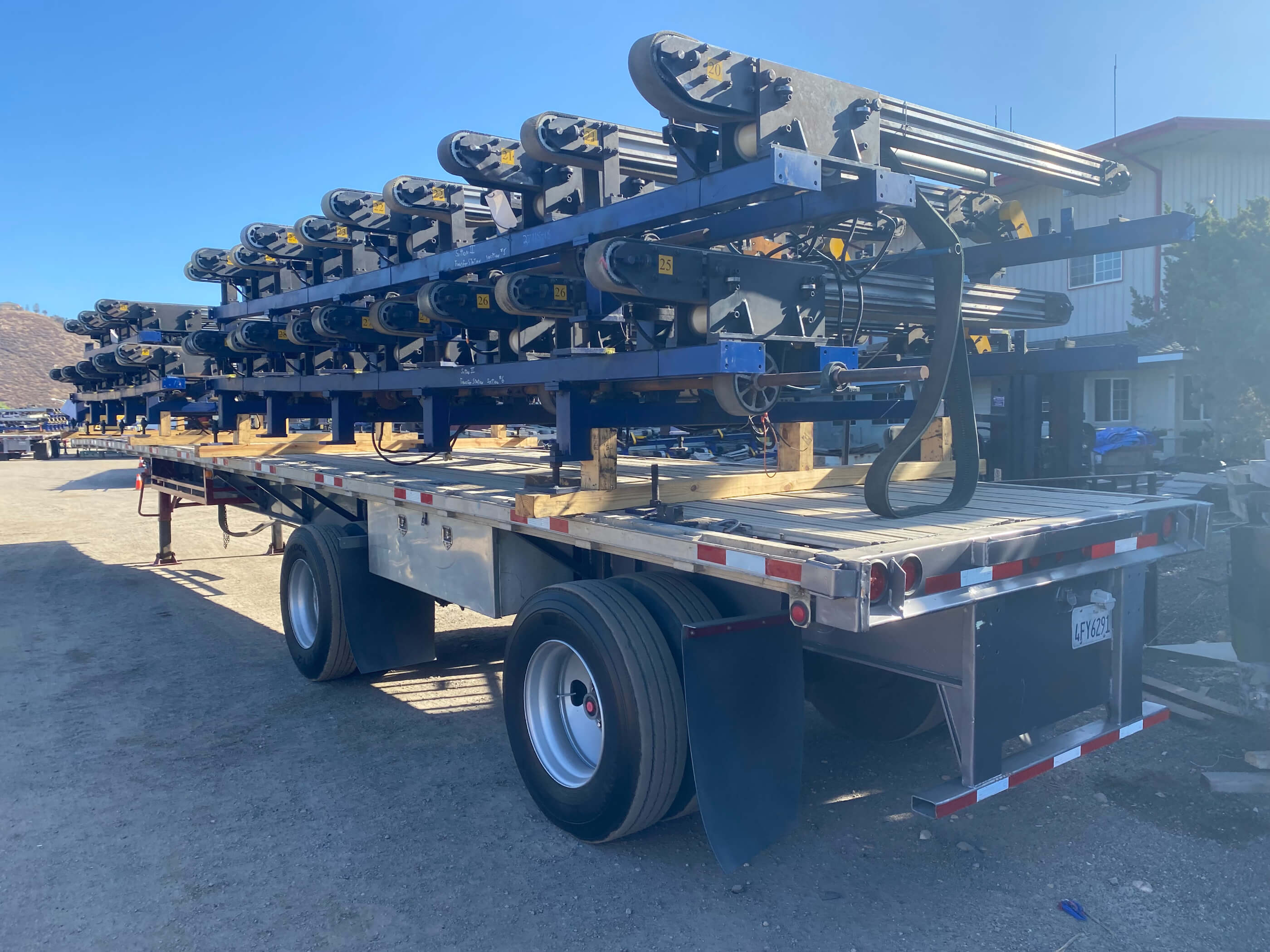 Cross Border Transportation Services | USA Border Trucking