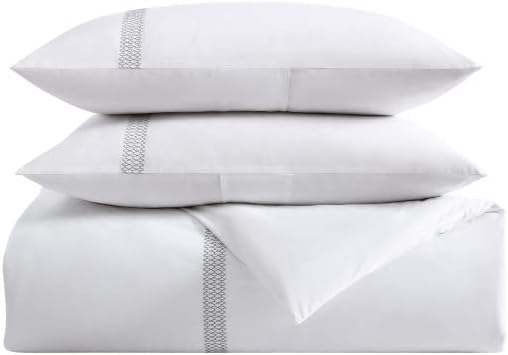 6 Best Bedding for Airbnb and Vacation Rentals