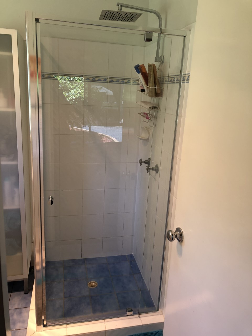 Framed Shower Screens Brisbane | JRC Glass Solutions