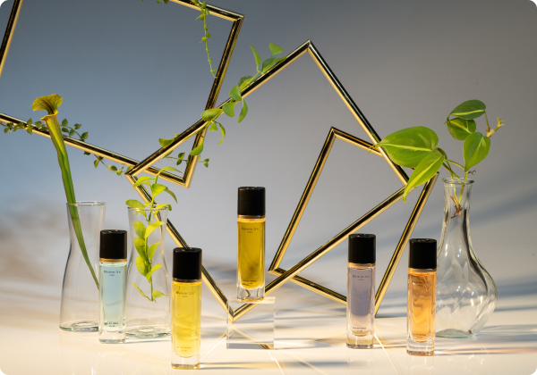 Create your own perfume. Perfume creator | Maison 21G