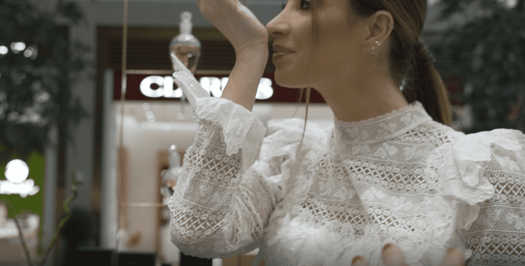 Create your own perfume. Perfume creator | Maison 21G