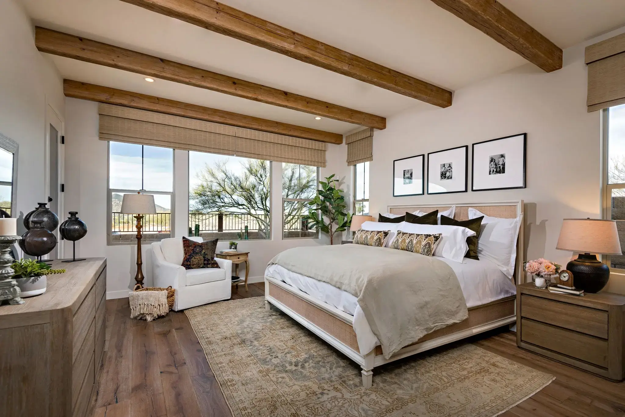 Aldrete Design - Eastwood II