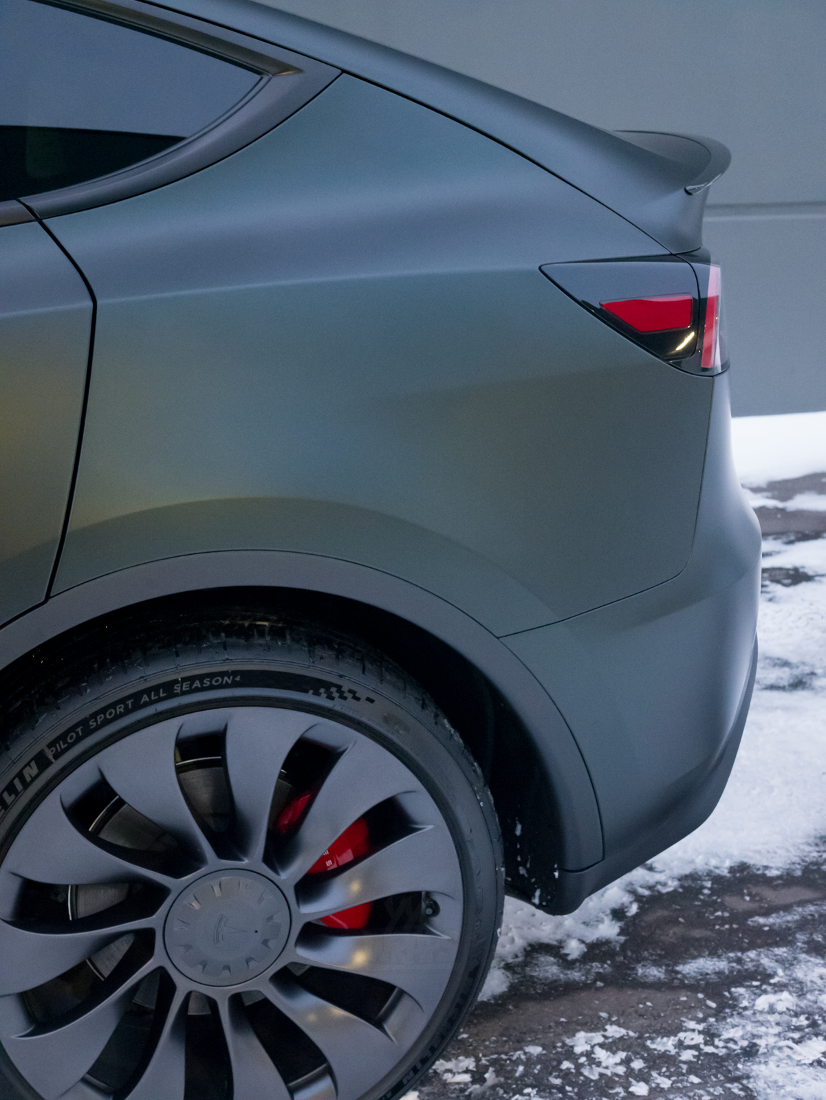 Tesla Model Y Performance - Vinyl Wrap + Stealth PPF