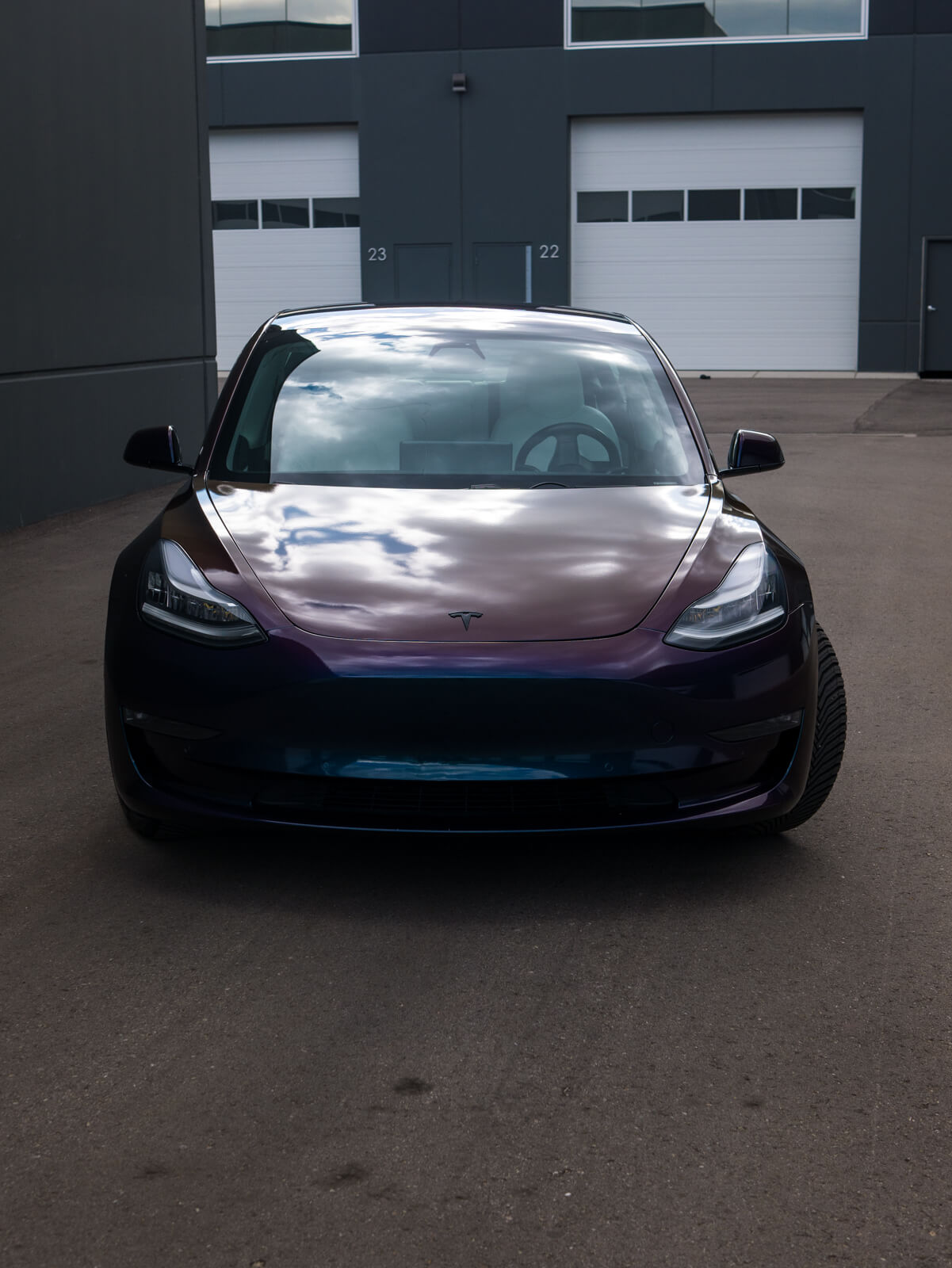 Tesla Model 3 vinyl wrap colourflip