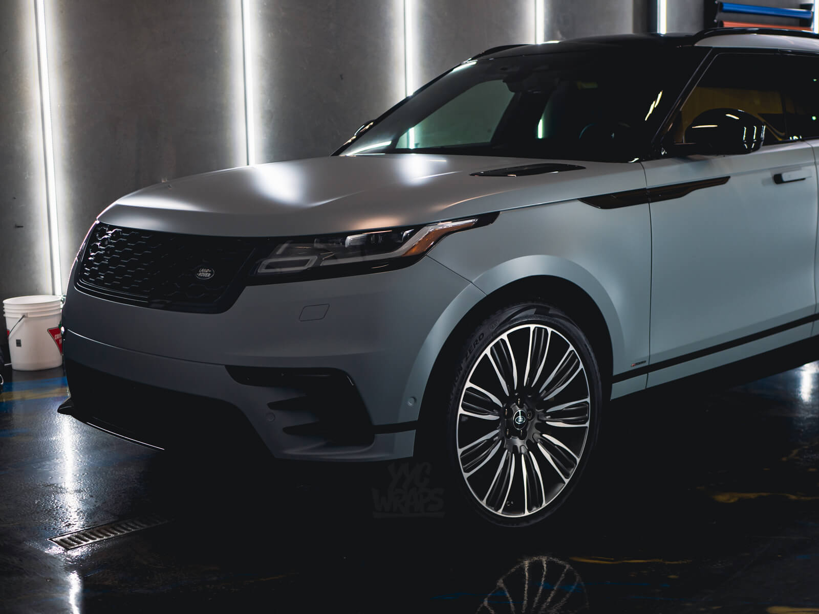 Range Rover Velar Vinyl Wrap Colour Change
