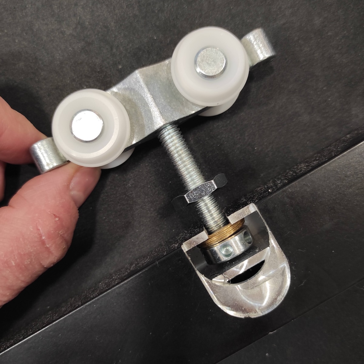 Digero Slide Roller Installation | Angelbau