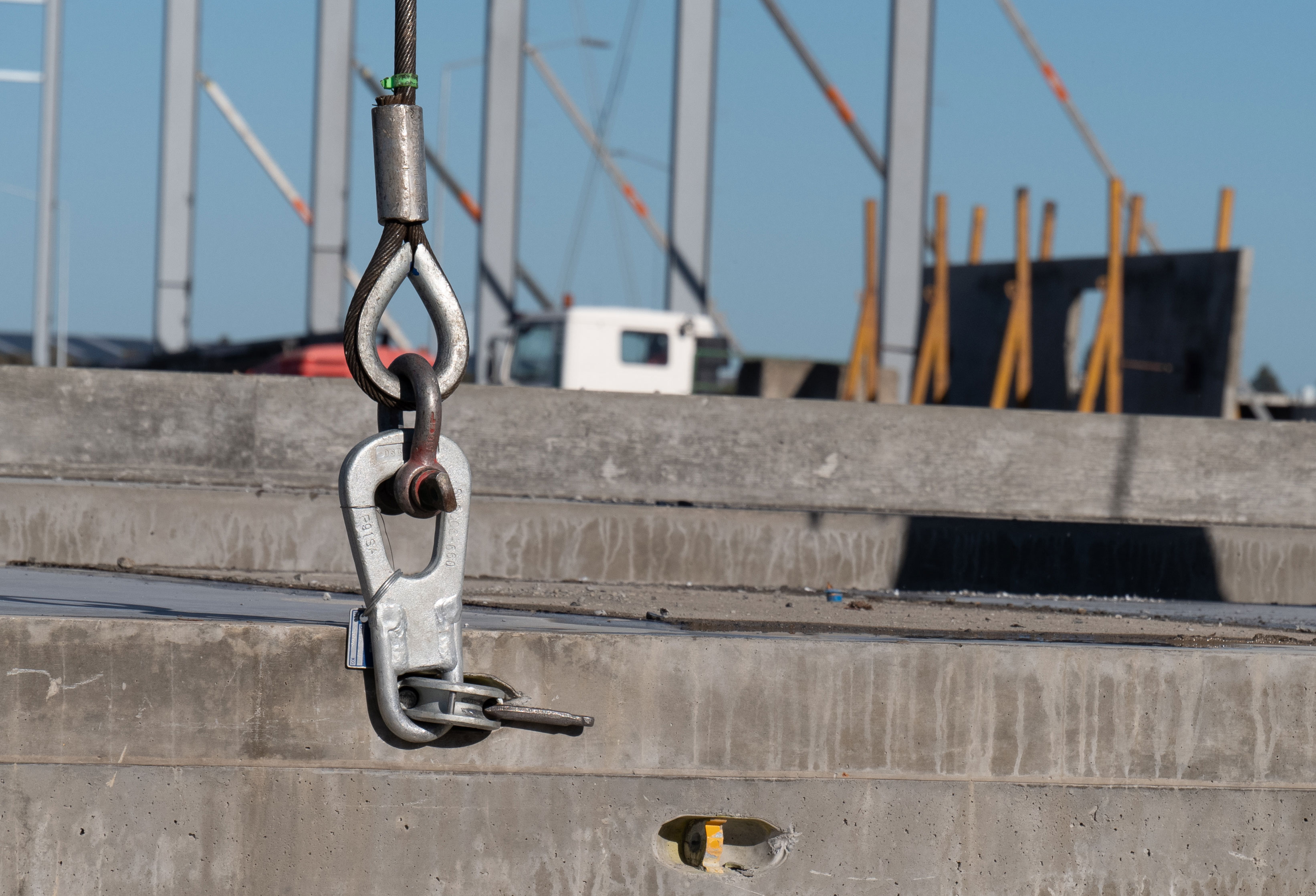 CANZAC FOOT ANCHORS | Lifting Systems Products | Canzac