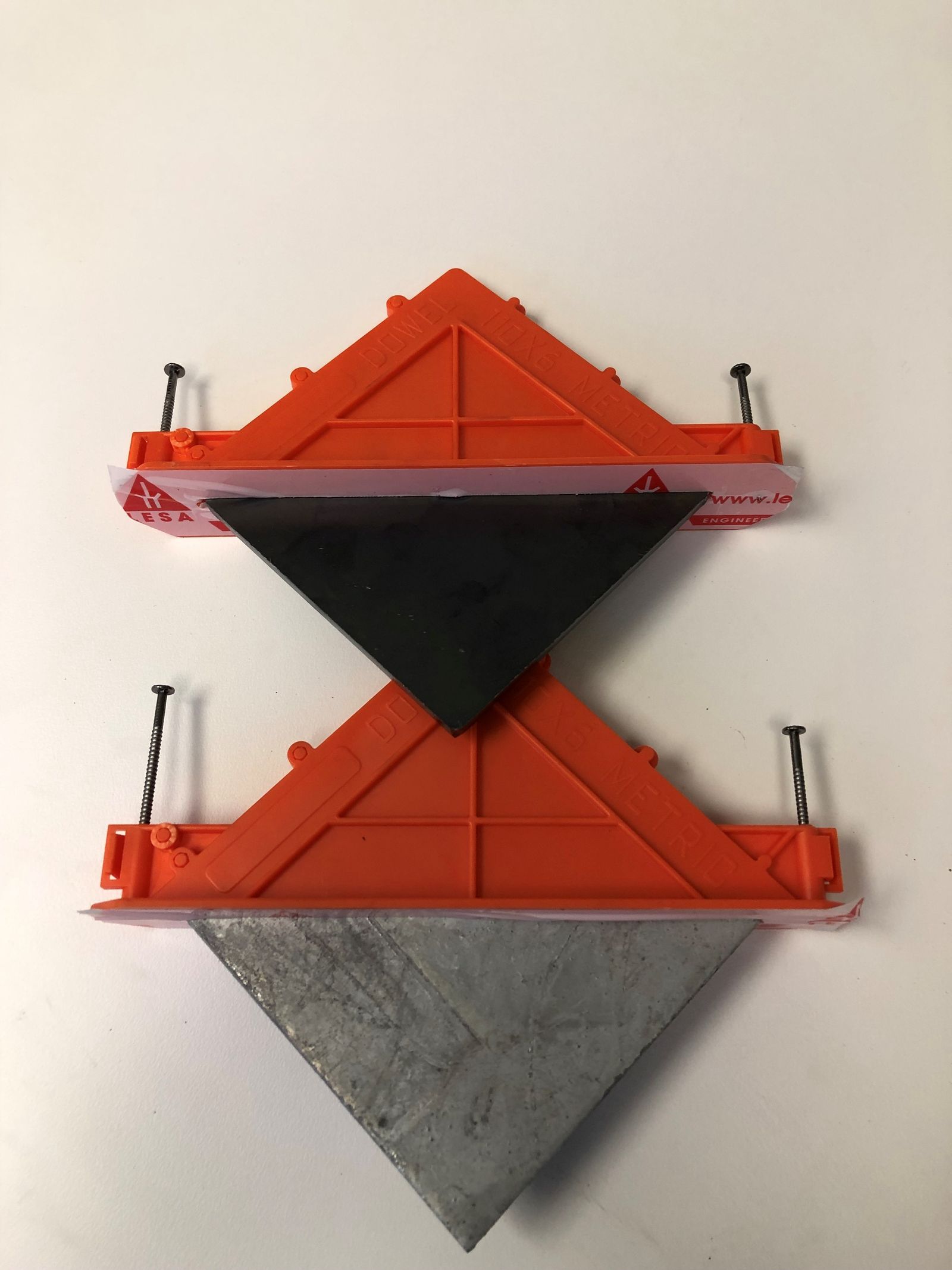 DIAMOND DOWEL SYSTEM | In Slab Products | Canzac