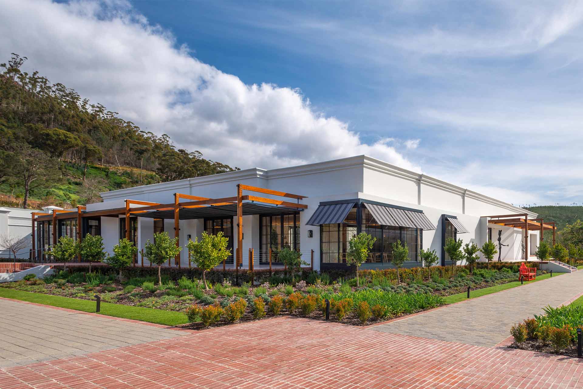 Everard Read's new gallery space: why Leeu Estates?