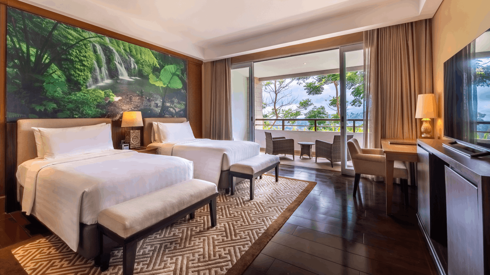 Beach Resort in Patong Phuket I Homm Bliss Southbeach Patong