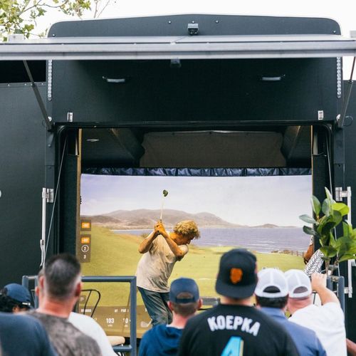 Mobile Golf Simulator Features | Blog - Dryvebox