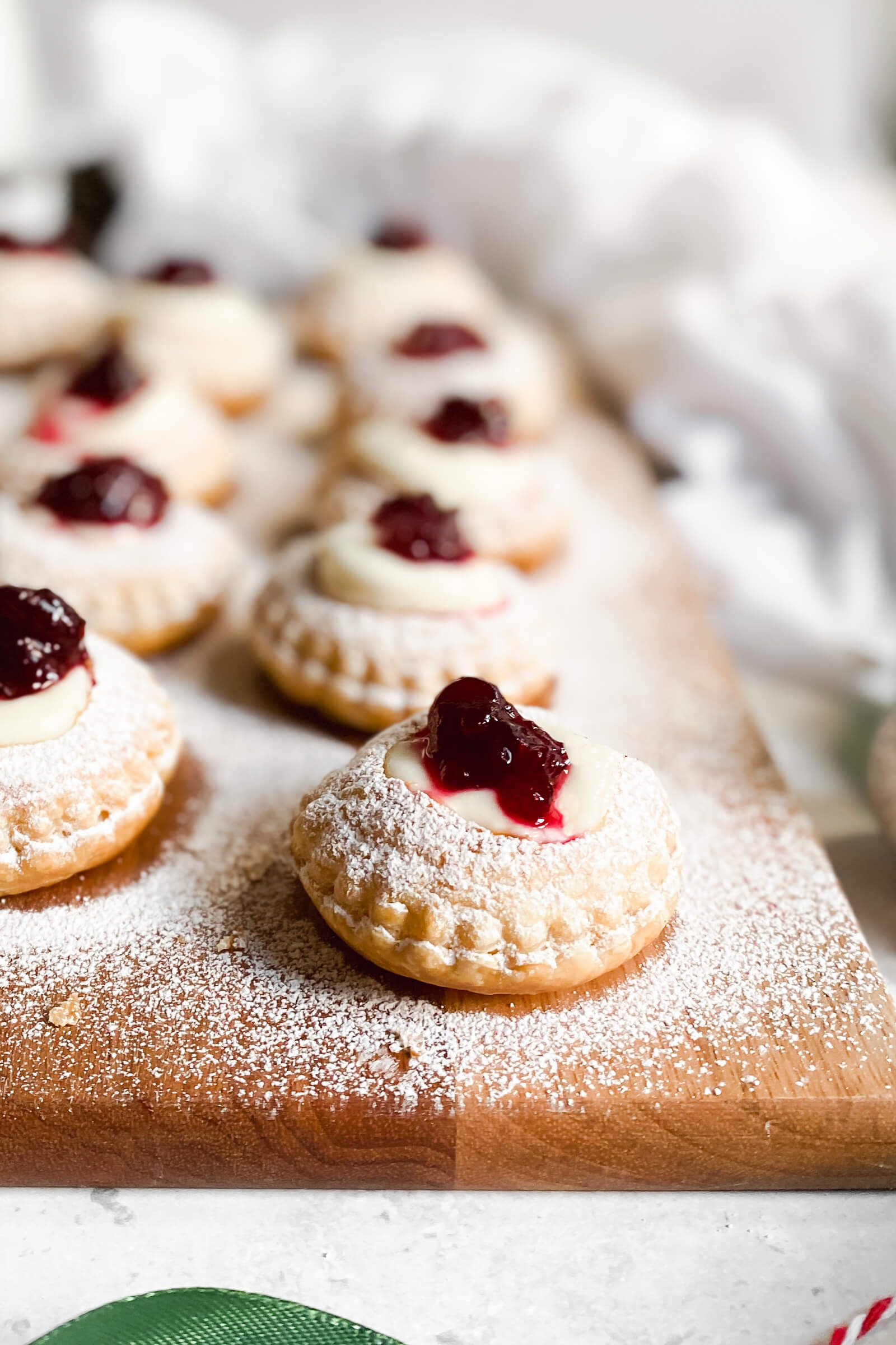 Cheesy Cranberry Puff Pastry Mini Cups