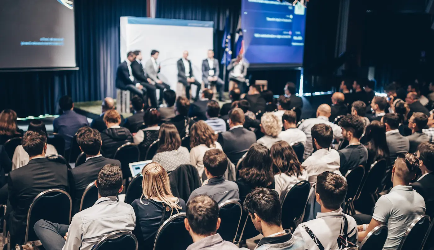 Chicago Employee Shuttle Service | Infinity Transportation